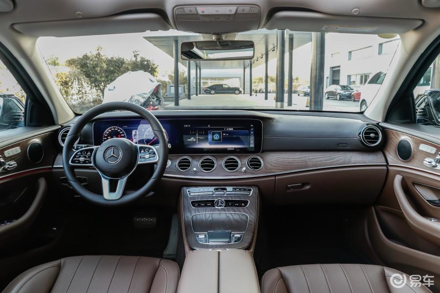 【奔驰E级2019款E 300 L 豪华版内饰全景正拍汽车图片-汽车图片大全】-易车