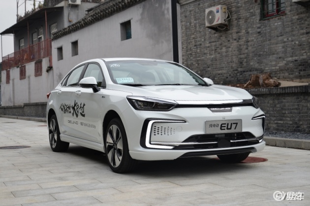 续航提升至475公里 新款北京EU7上市售15.99万元_易车
