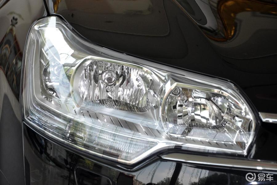 【雪铁龙C52012款2.3L 自动 尊驭型外观汽车图片-汽车图片大全】-易车