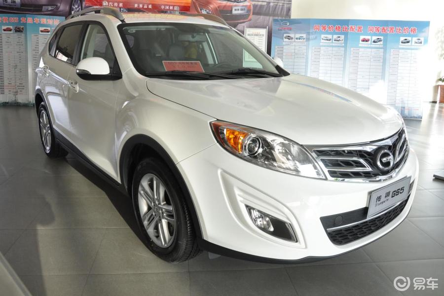 【传祺GS52012款2.0L 手动 周年限量版侧前45度车头向右水平汽车图片-汽车图片大全】-易车