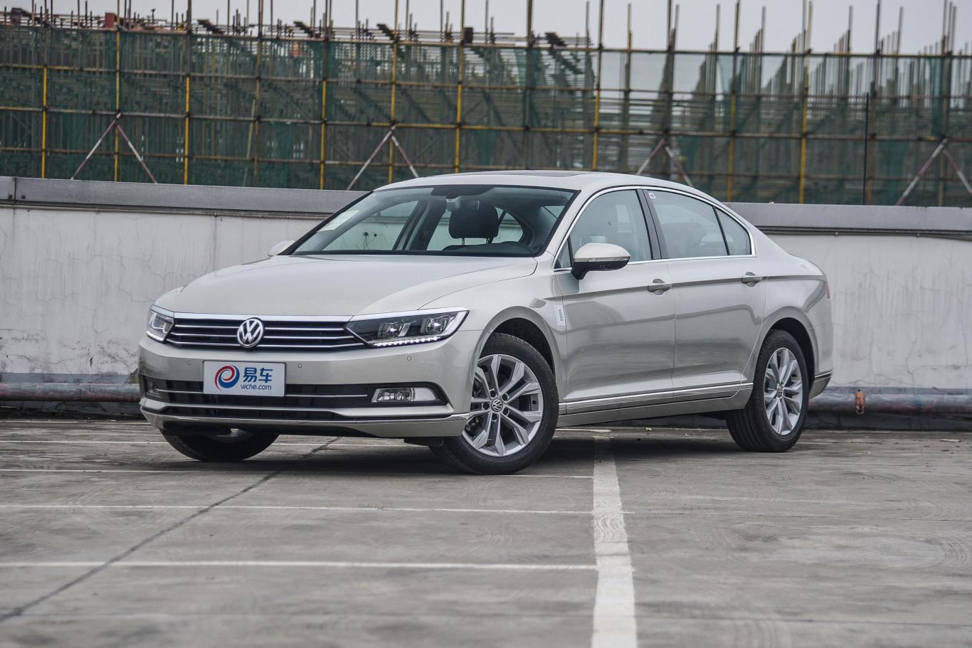 【迈腾330TSI 双离合 豪华版侧前45度车头向左水平图片-汽车图片大全】-易车