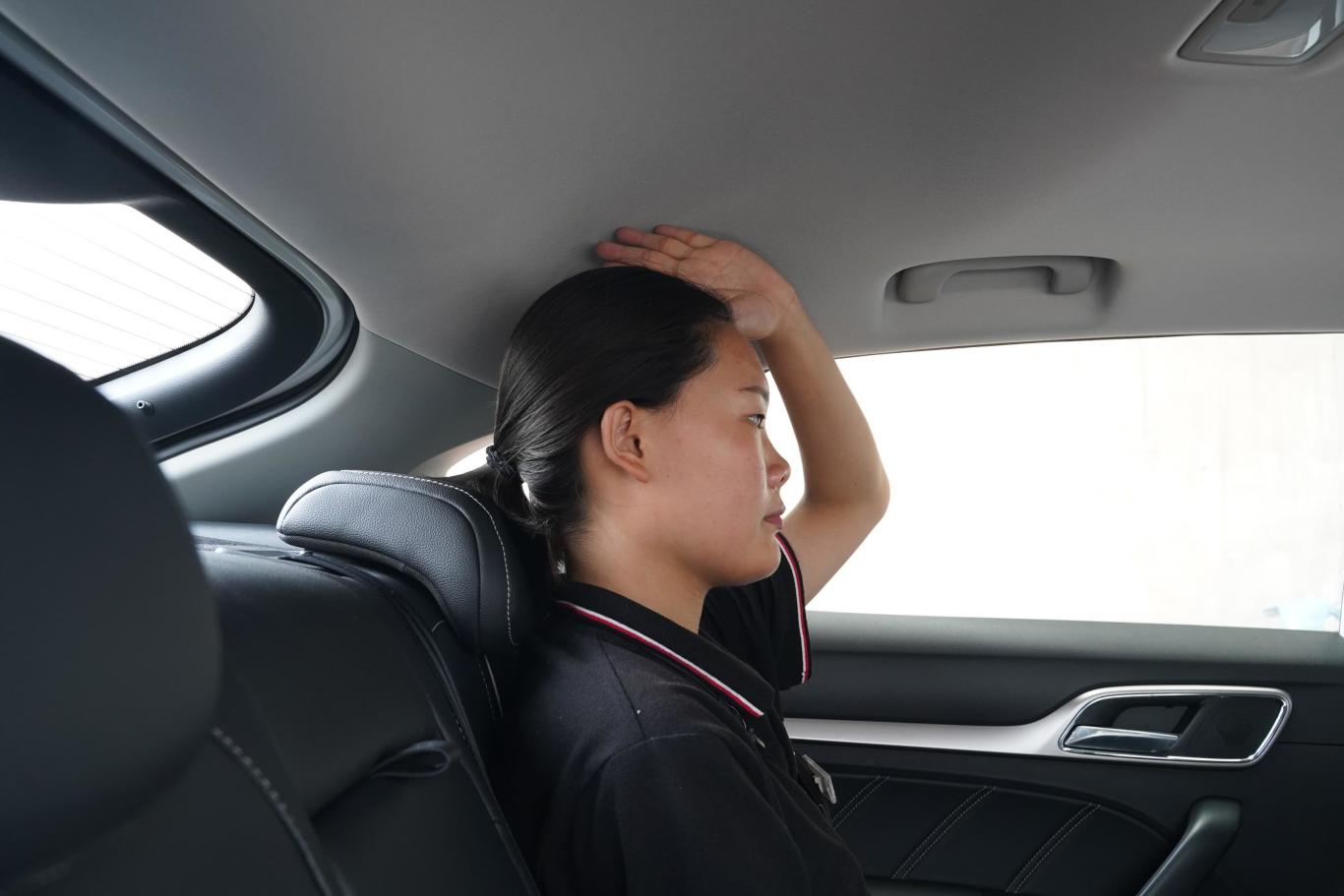 【MG620T 双离合 精英智联版 国VI后排头部空间图片-汽车图片大全】-易车