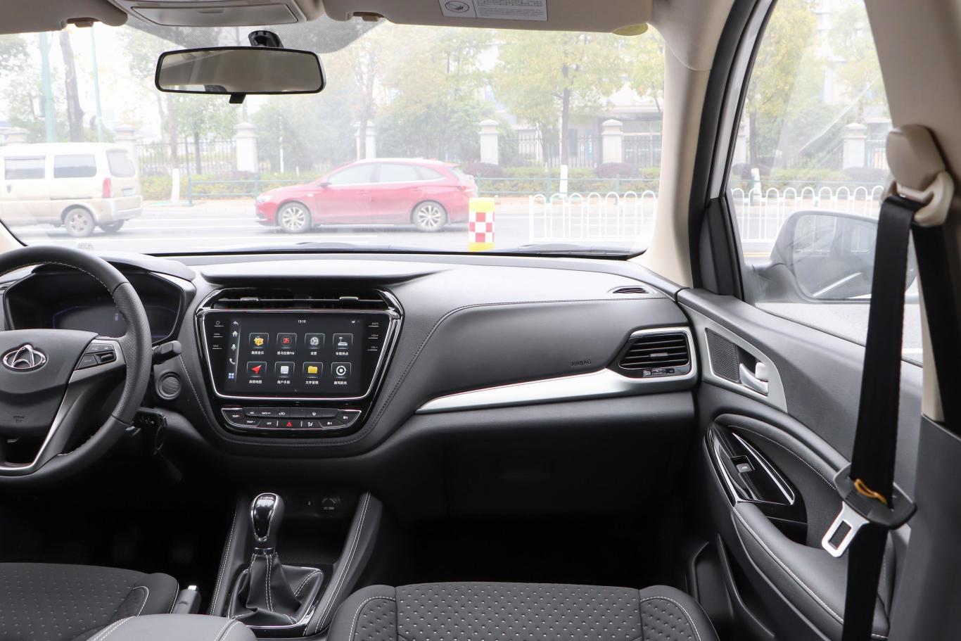 【长安欧尚A8001.6L 手动 舒适型 国V副驾驶位区域图片-汽车图片大全】-易车