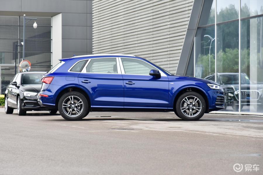 【奥迪Q5L2020款45 TFSI 尊享时尚型外观汽车图片-汽车图片大全】-易车