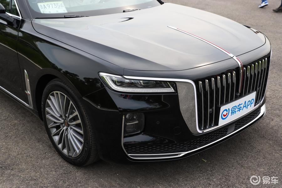 【红旗H92020款2.0T 智联旗畅版前格栅侧俯拍汽车图片-汽车图片大全】-易车