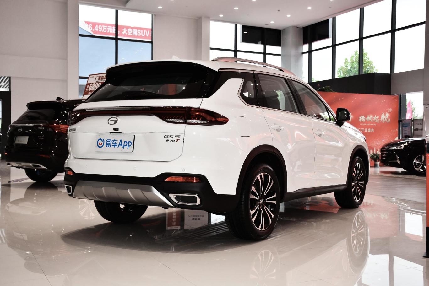 【传祺GS5进阶款 270T 手自一体 科技智领版侧后45度车头向右水平图片-汽车图片大全】-易车