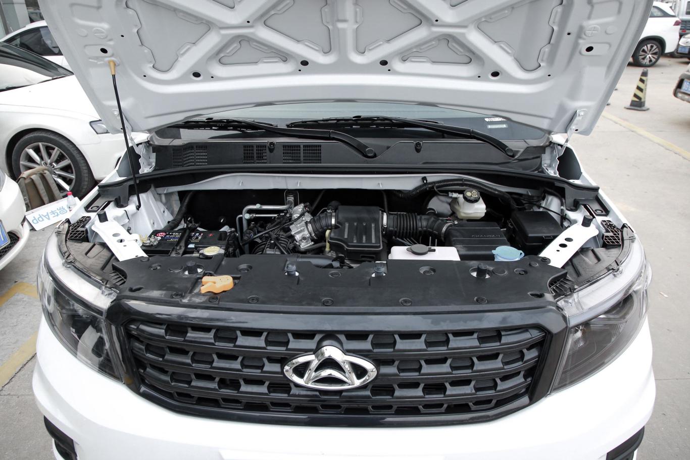 【长安欧尚X70A改款 1.5L 手动 经典型发动机舱整体图片-汽车图片大全】-易车