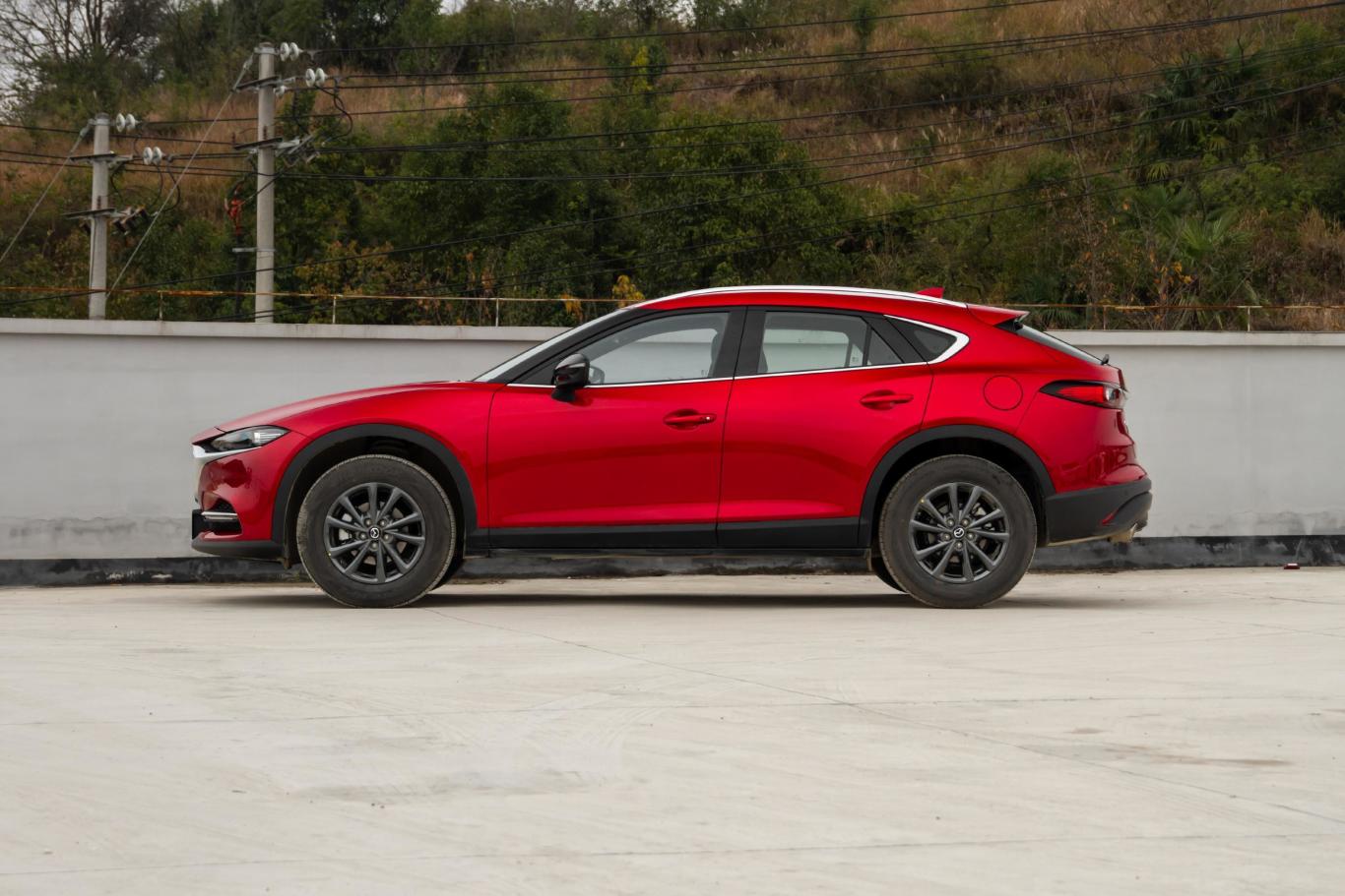 【马自达CX-42.0L 手自一体 两驱 蓝天领先版正侧车头向左水平图片-汽车图片大全】-易车