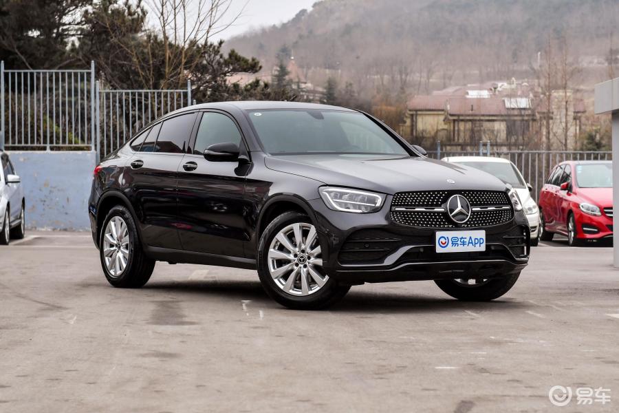 【奔驰GLC(进口)2021款GLC 260 4MATIC 轿跑SUV侧前45度车头向右水平汽车图片-汽车图片大全】-易车