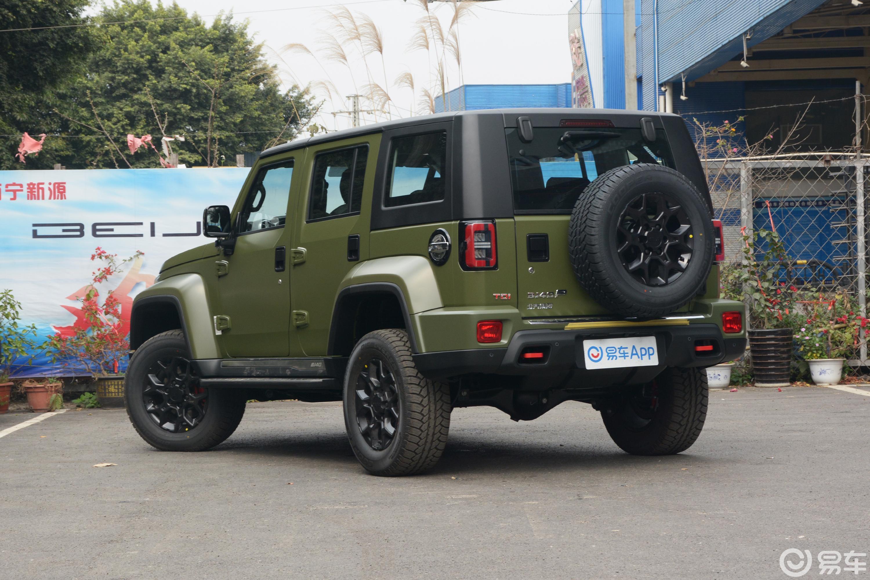 【北京BJ40刀锋英雄版 2.0T 自动四驱侠客版 柴油外观图片-汽车图片大全】-易车