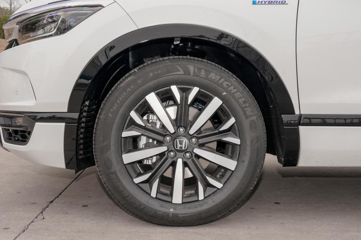 【皓影锐·混动 2.0L 两驱 E-CVT 锐·尊贵版前轮毂造型图片-汽车图片大全】-易车