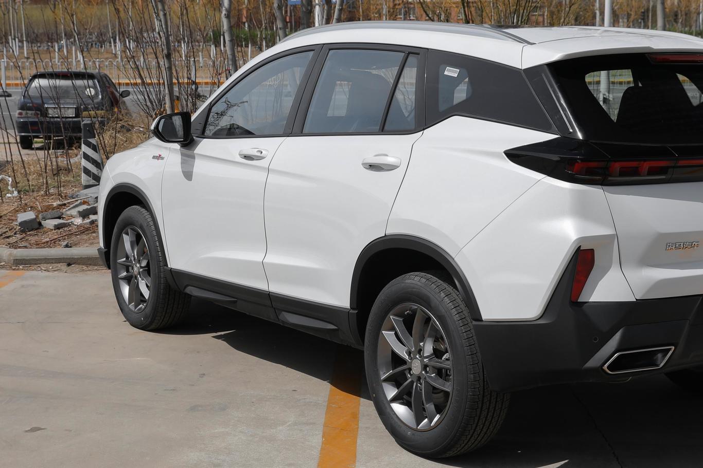 【海马8S1.6TGDI 手自一体 豪华型外观细节图片-汽车图片大全】-易车