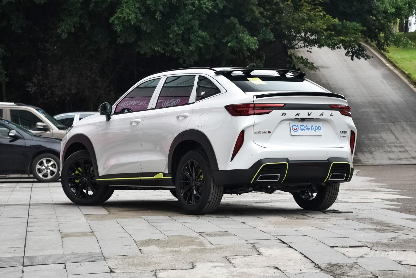 【哈弗H6S2.0T 两驱悦跑版侧后45度车头向左水平图片-汽车图片大全】-易车