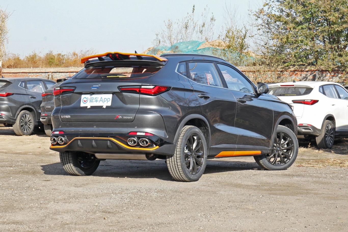 【长安欧尚X5运动版 1.5T 双离合飓风音速型侧后45度车头向右水平图片-汽车图片大全】-易车