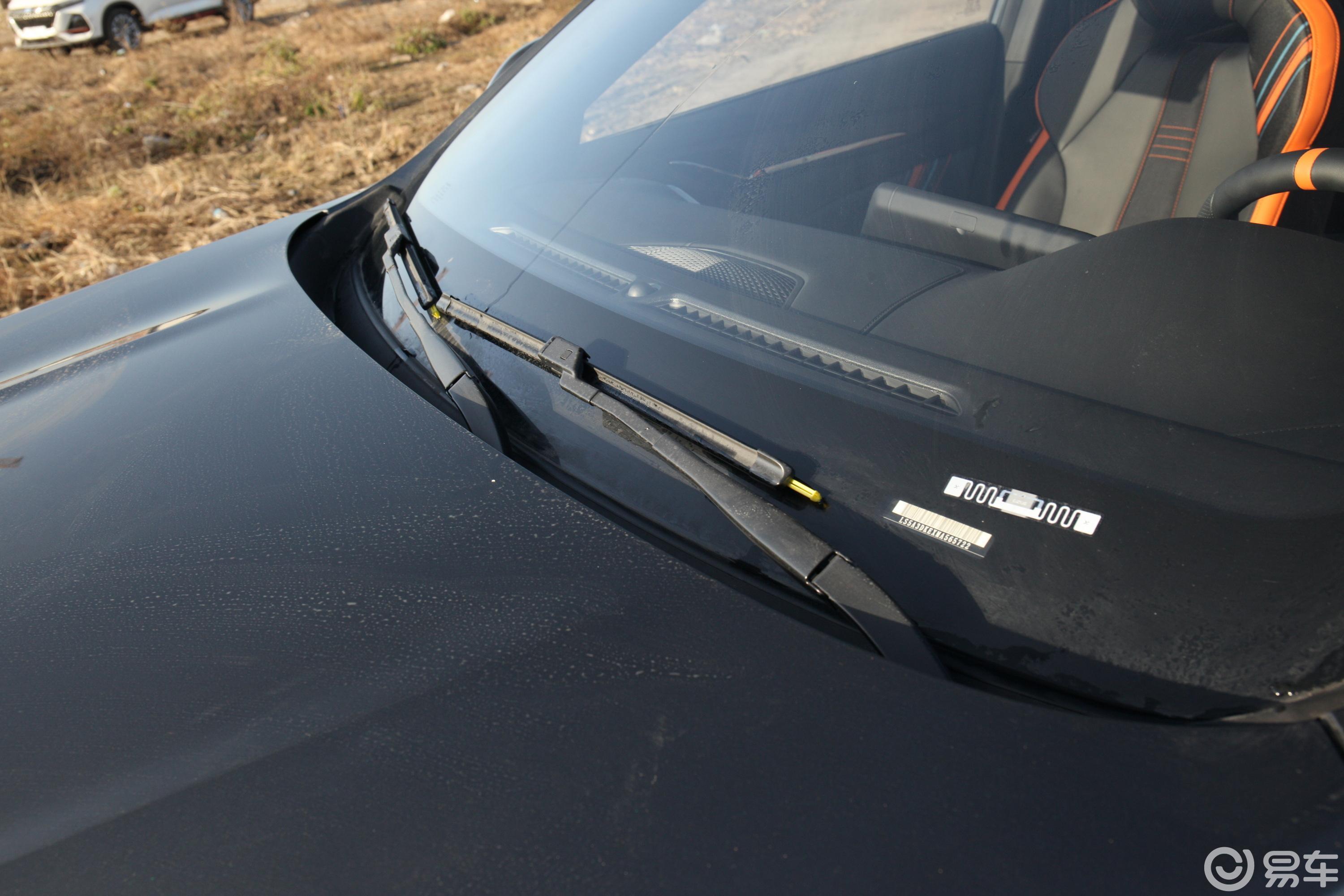 【长安欧尚X5运动版 1.5T 双离合飓风音速型雨刷器图片-汽车图片大全】-易车