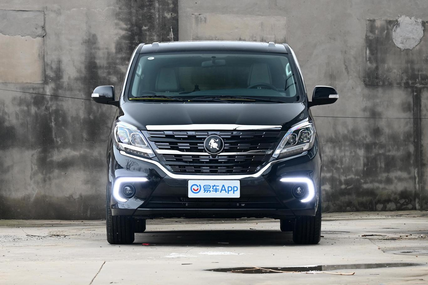 【风行M7领爵款 2.0T 自动侯爵版正前水平图片-汽车图片大全】-易车