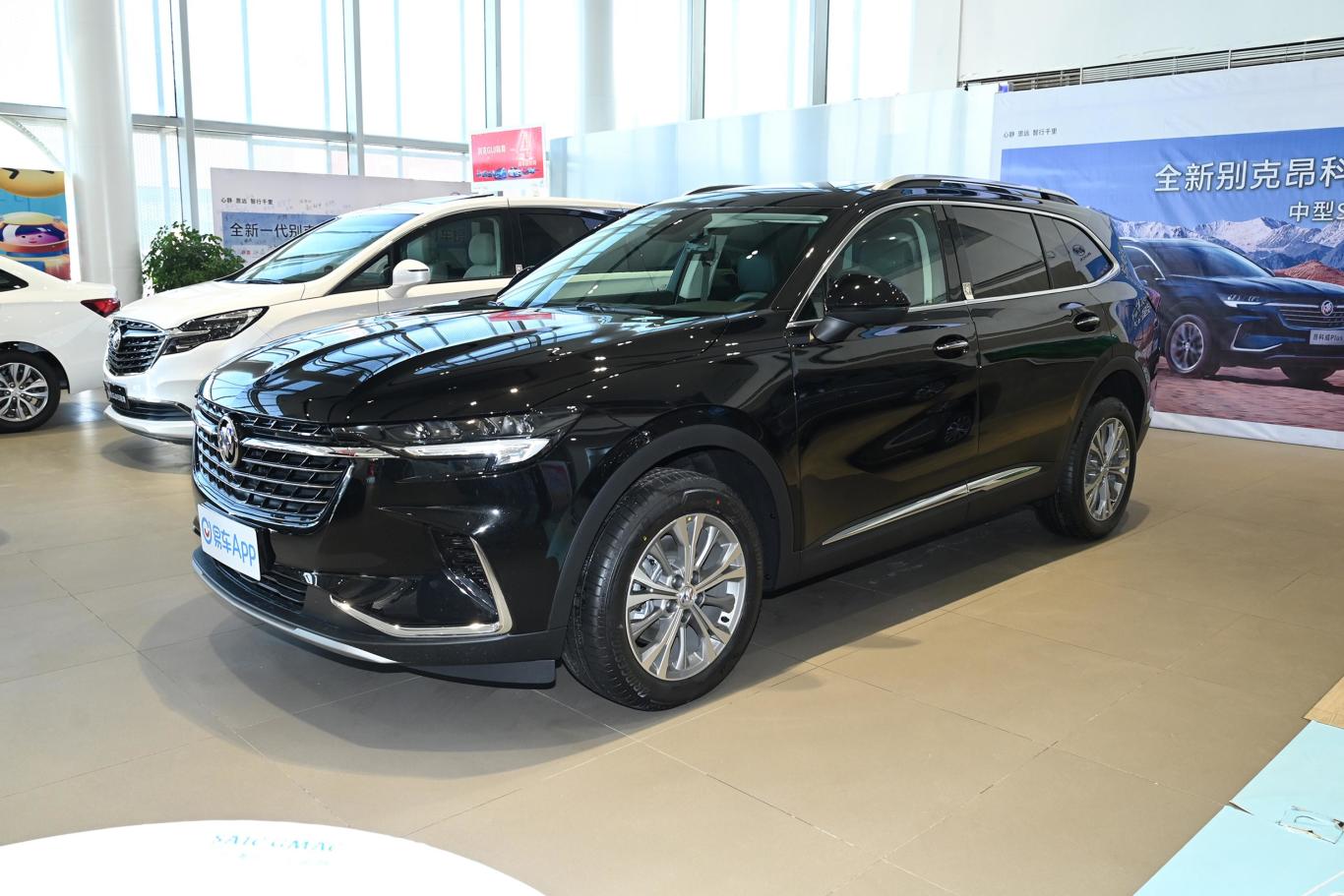 【昂科威昂科威Plus 552T 两驱豪华型 5座侧前45度车头向左水平图片-汽车图片大全】-易车