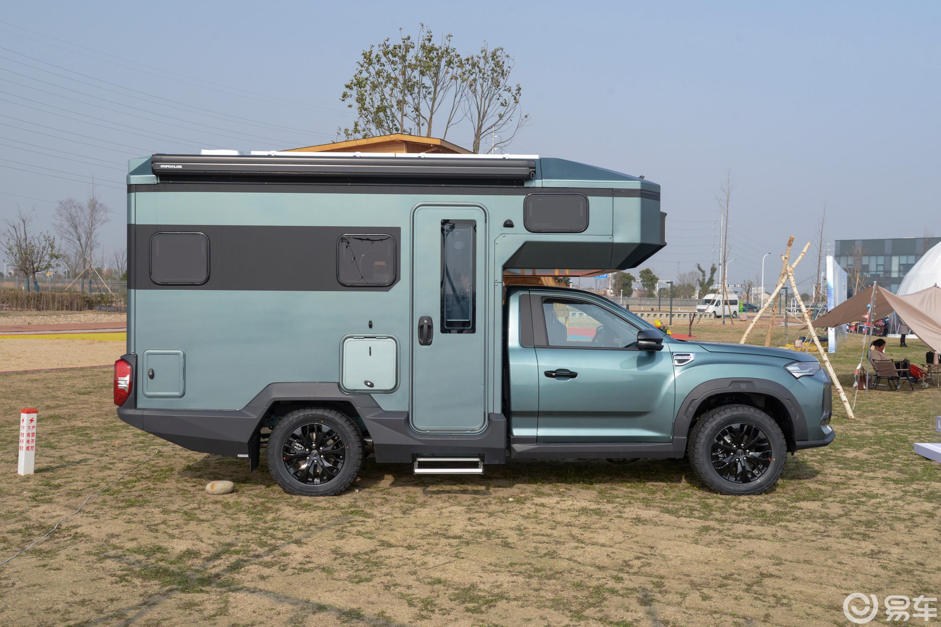 【上汽大通MAXUS T90房车探索家T90 2.0T 越野绿正侧车头向右水平图片-汽车图片大全】-易车