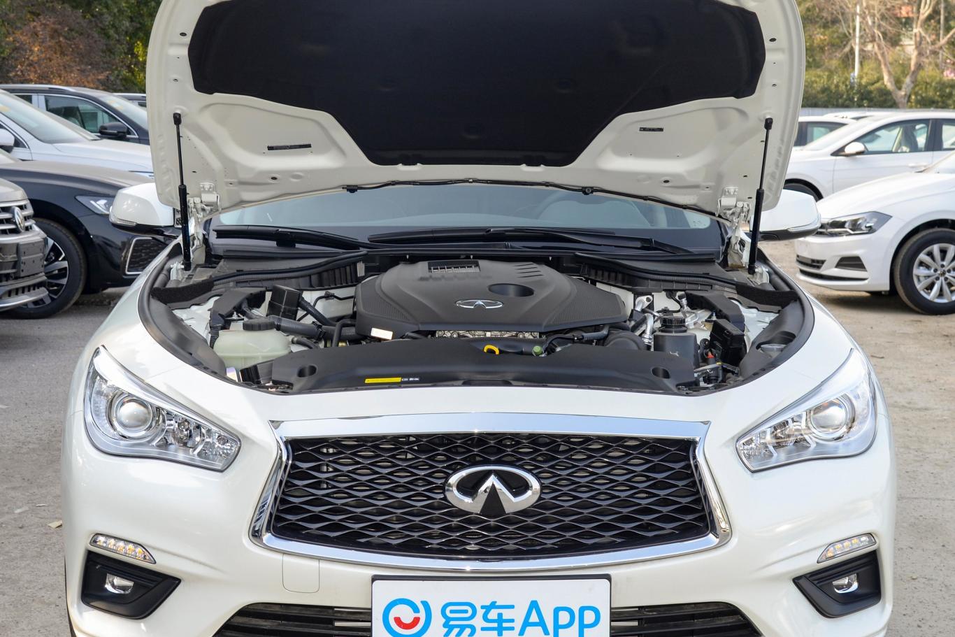 【英菲尼迪Q50L2.0T 舒适版发动机舱整体图片-汽车图片大全】-易车