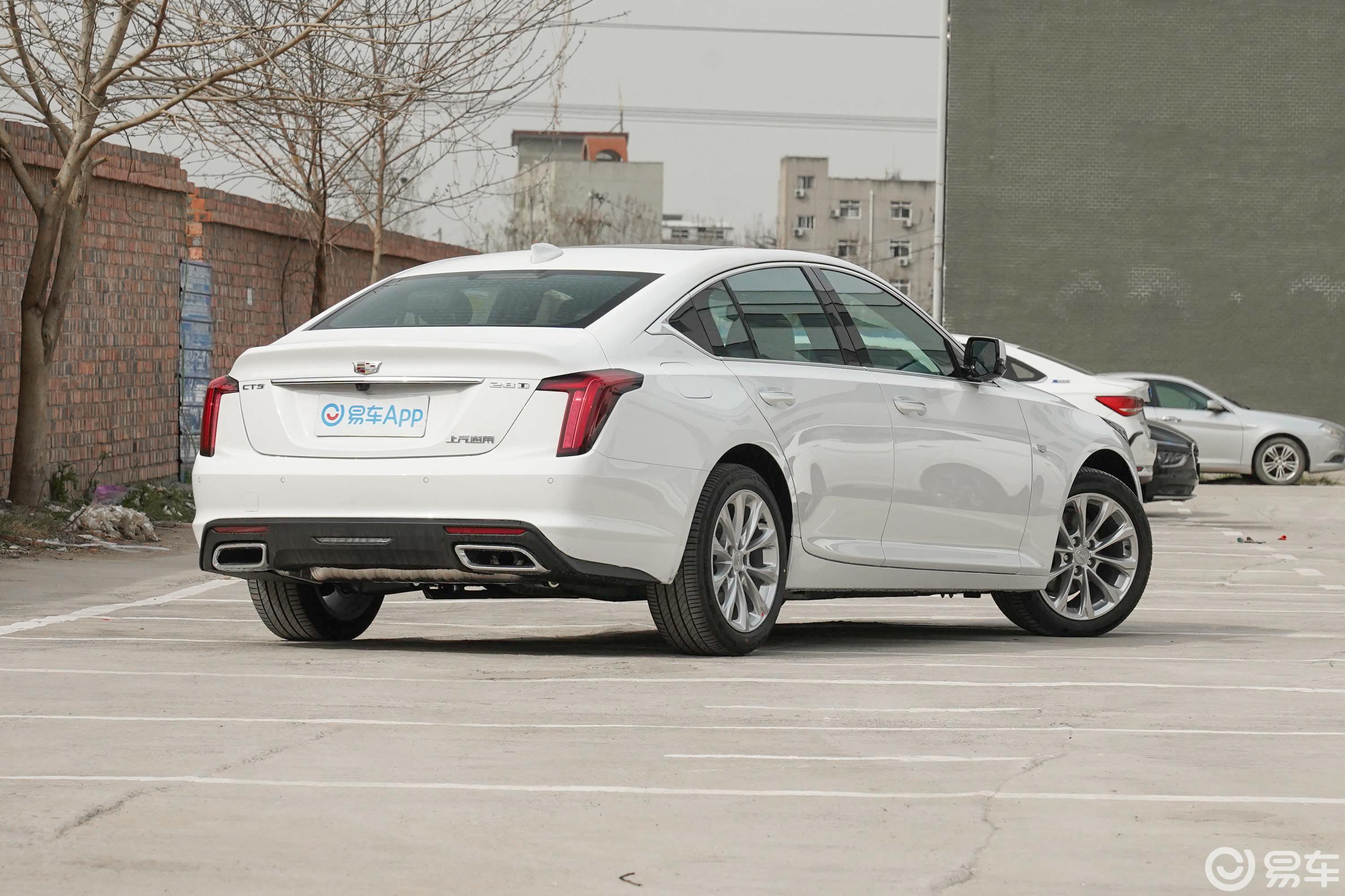 【凯迪拉克CT528T 豪华型(标准版)侧后45度车头向右水平图片-汽车图片大全】-易车