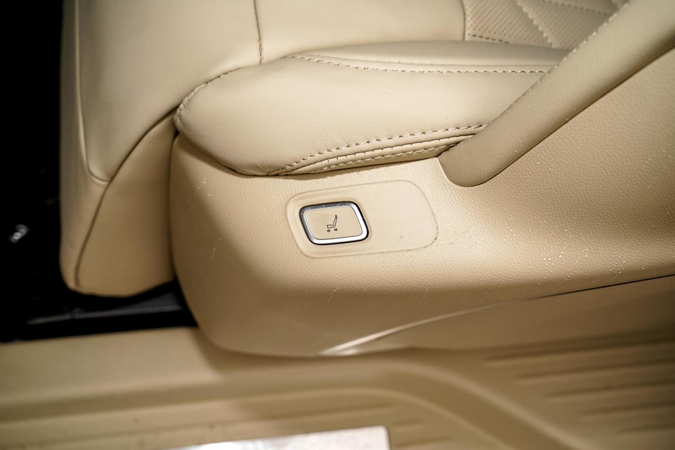 【别克GL8ES陆尊 653T 智慧旗舰型 7座空间图片-汽车图片大全】-易车