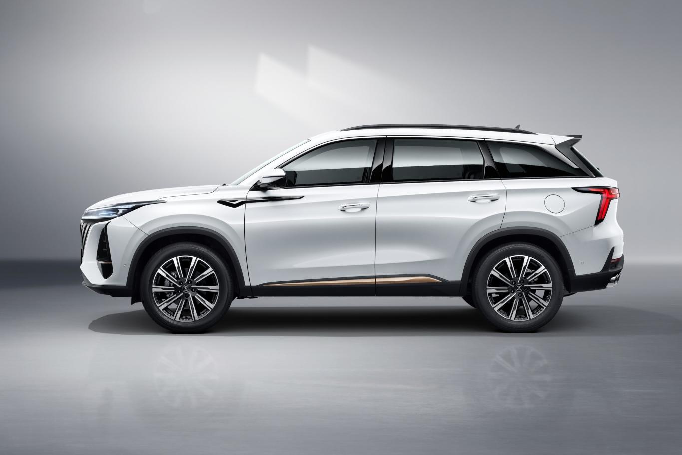 【长安CS75PLUS第二代 2.0T 旗舰型图片-汽车图片大全】-易车