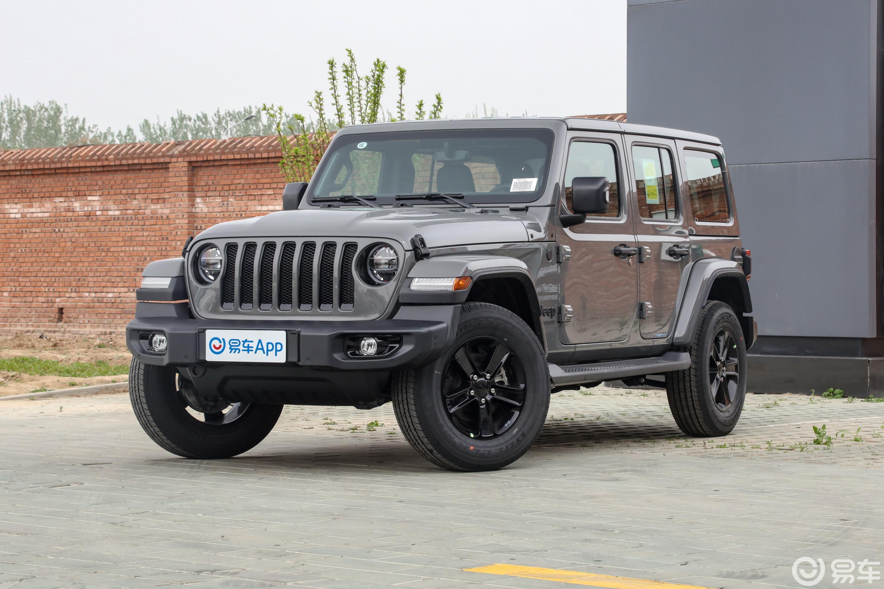 【牧马人2.0T 高地四门版侧后45度车头向右水平图片-汽车图片大全】-易车