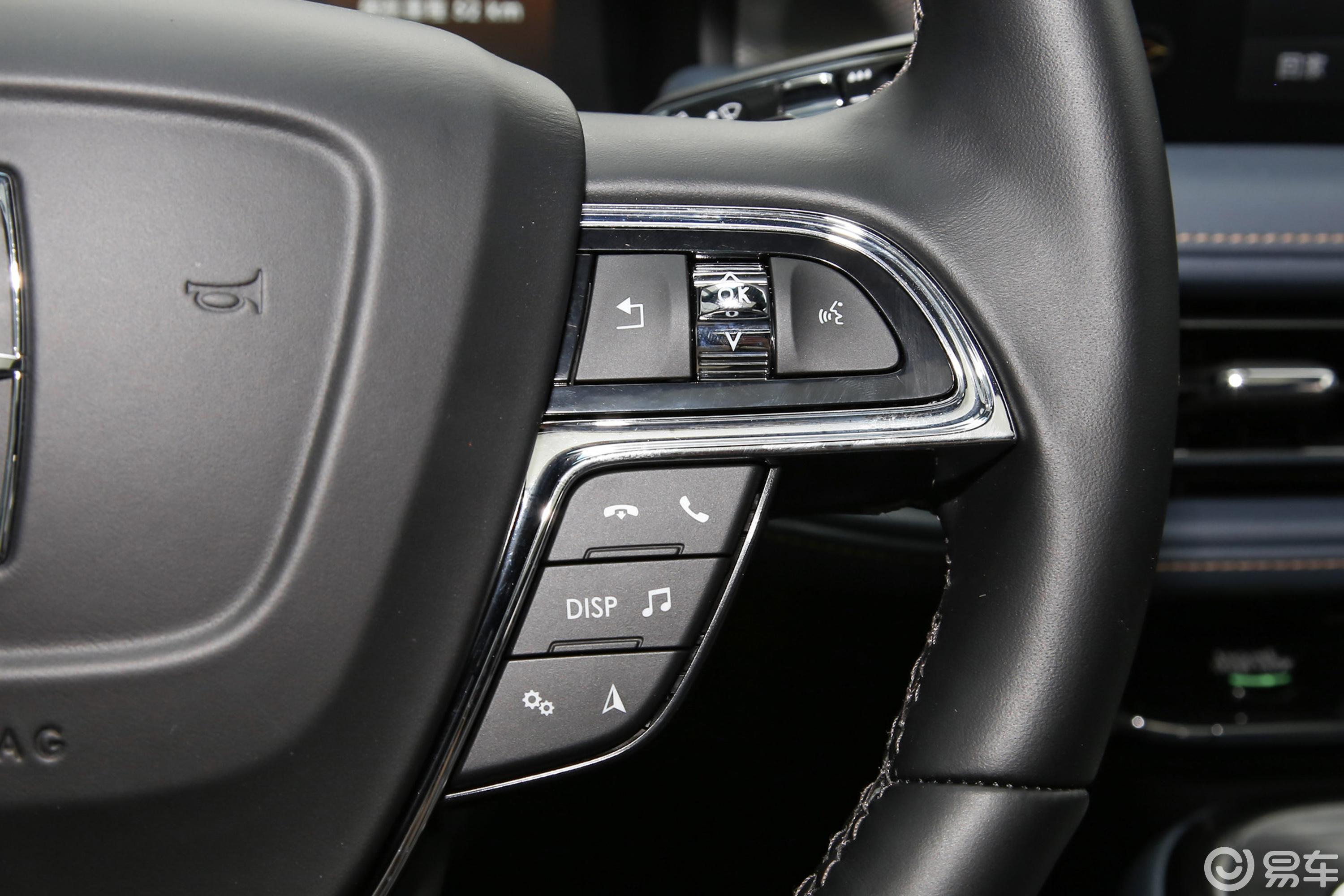 【航海家2.7T 四驱尊雅版右侧方向盘功能按键图片-汽车图片大全】-易车