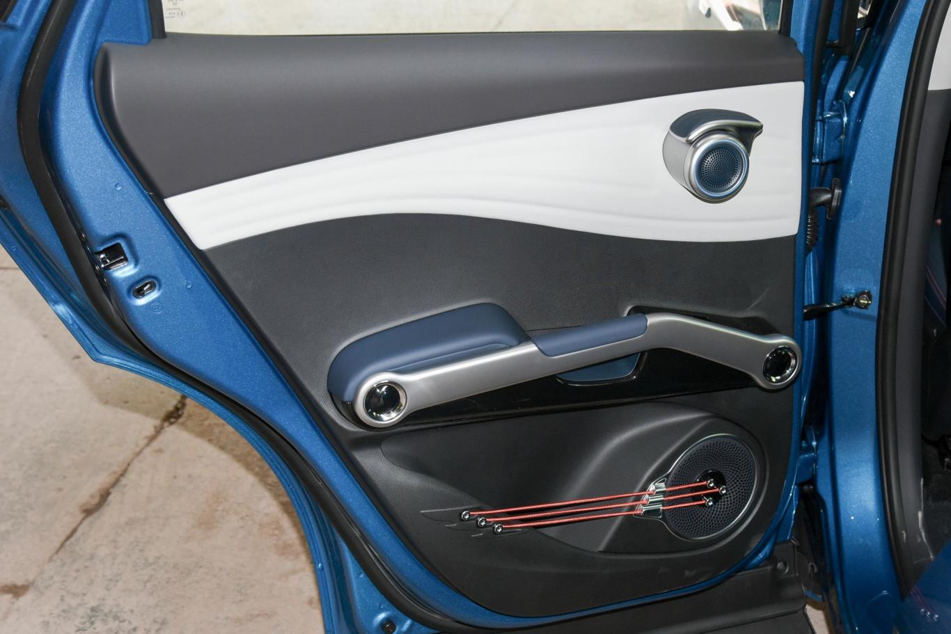 【元PLUS510KM 旗舰型PLUS后排功能图片-汽车图片大全】-易车