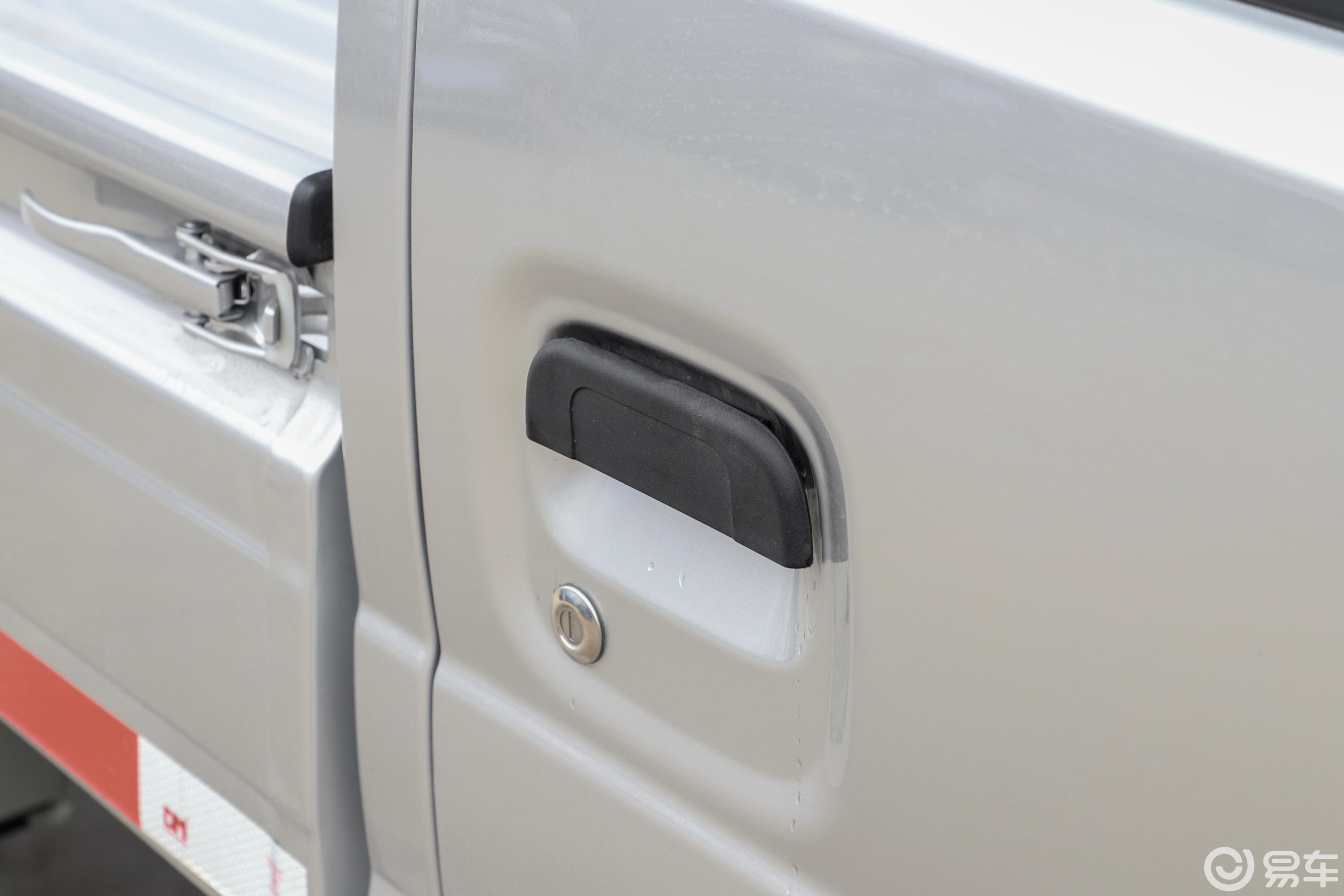 【东风小康K011.3L 基本型外观图片-汽车图片大全】-易车