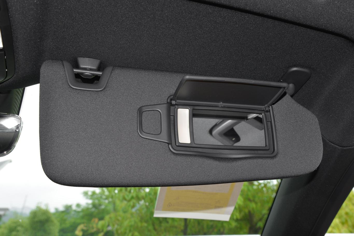 【领克092.0T 手自一体 Halo 7座副驾驶位图片-汽车图片大全】-易车