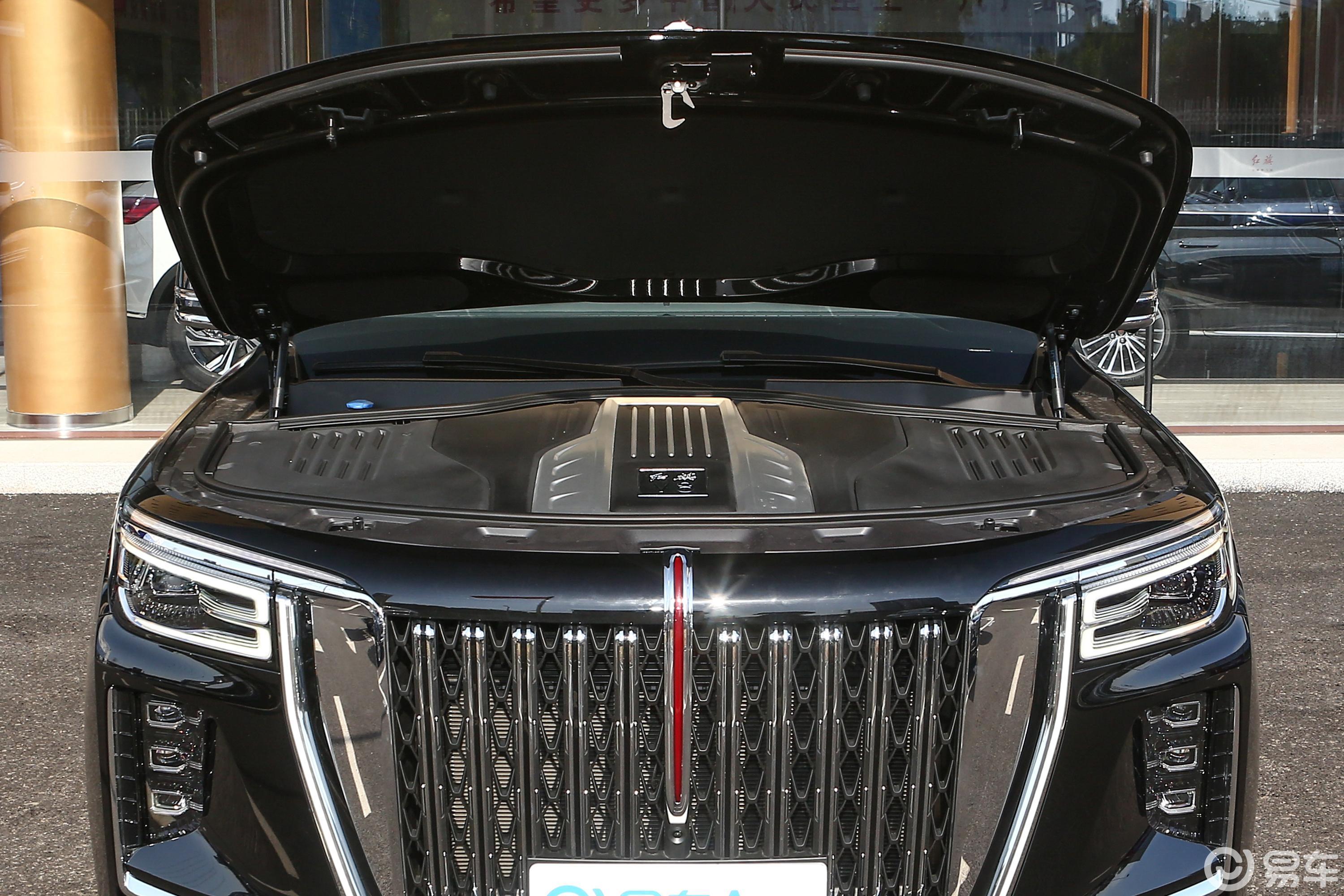 【红旗LS74.0T 尊爵旗舰版 4座发动机舱整体图片-汽车图片大全】-易车