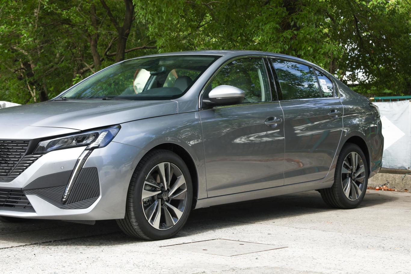 【标致4081.6T 逐梦版外观细节图片-汽车图片大全】-易车