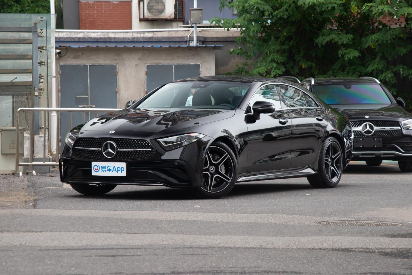 【奔驰CLS级CLS 300 动感型侧前45度车头向左水平图片-汽车图片大全】-易车