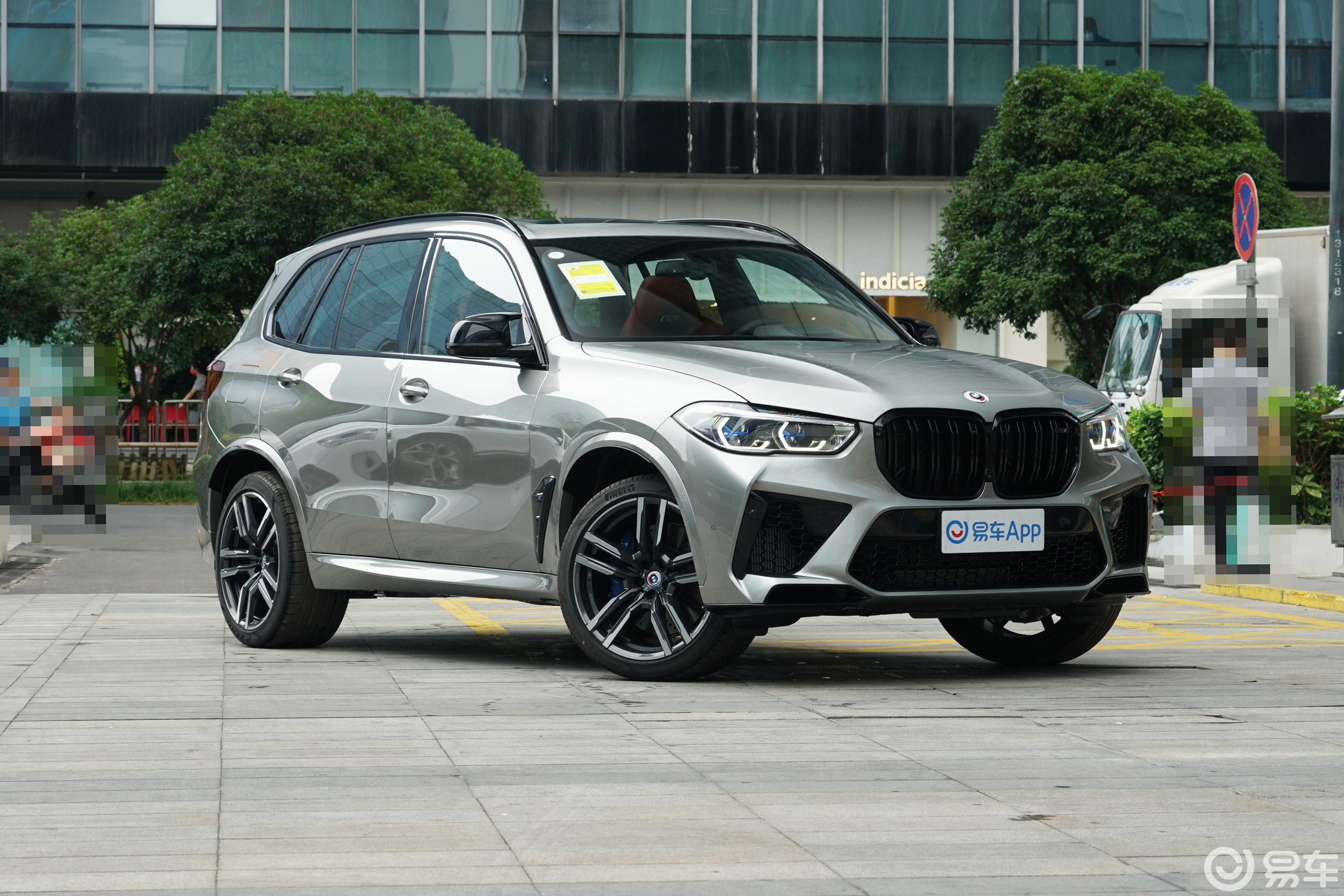 【宝马X5 M50周年版 X5 M侧前45度车头向右水平图片-汽车图片大全】-易车