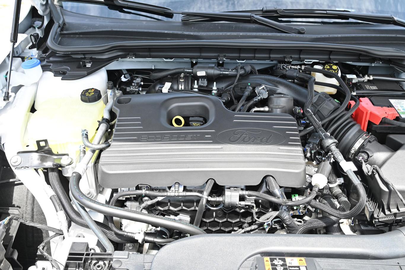 【蒙迪欧改款 EcoBoost 245 豪华型发动机/电机特写图片-汽车图片大全】-易车