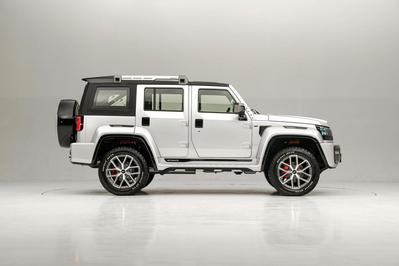 【北京越野BJ40超及40 2.0T 自动四驱Meta 40 Pro 汽油正侧车头向右水平图片-汽车图片大全】-易车