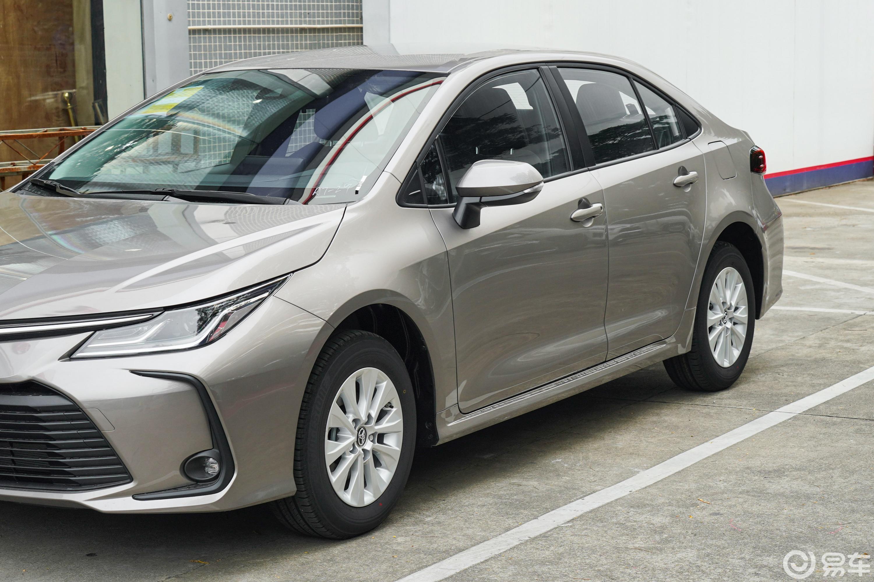 【卡罗拉1.5L 手动 先锋版外观细节图片-汽车图片大全】-易车