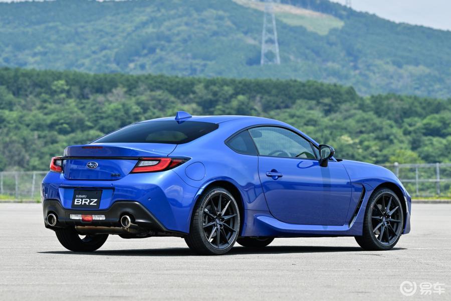 【斯巴鲁BRZ2022款2.4L 手动版汽车图片-汽车图片大全】-易车