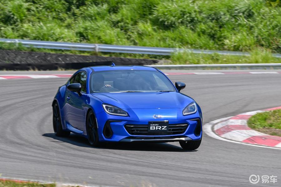 【斯巴鲁BRZ2022款2.4L 手动版汽车图片-汽车图片大全】-易车