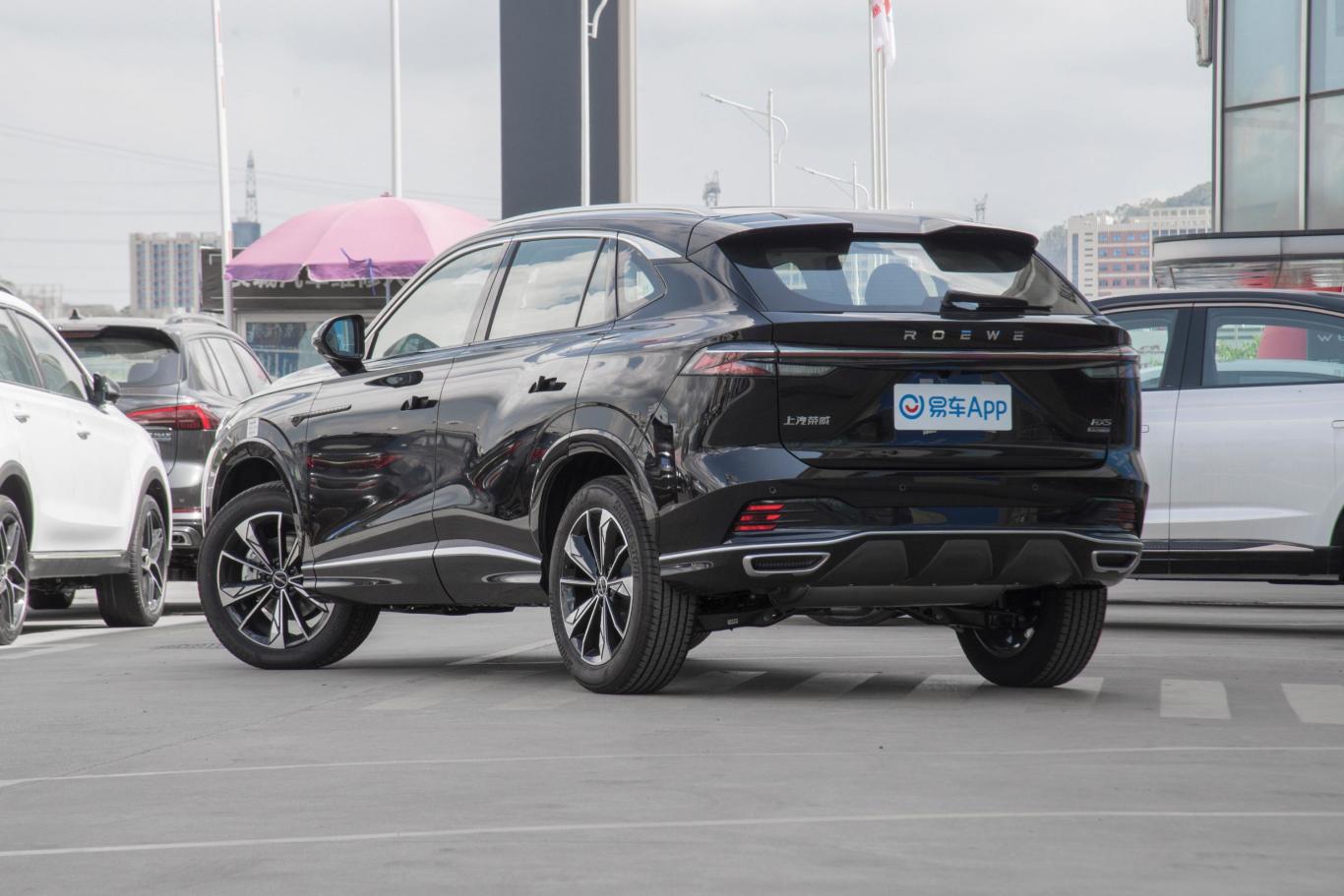 【荣威RX51.5T 优越版侧后45度车头向左水平图片-汽车图片大全】-易车