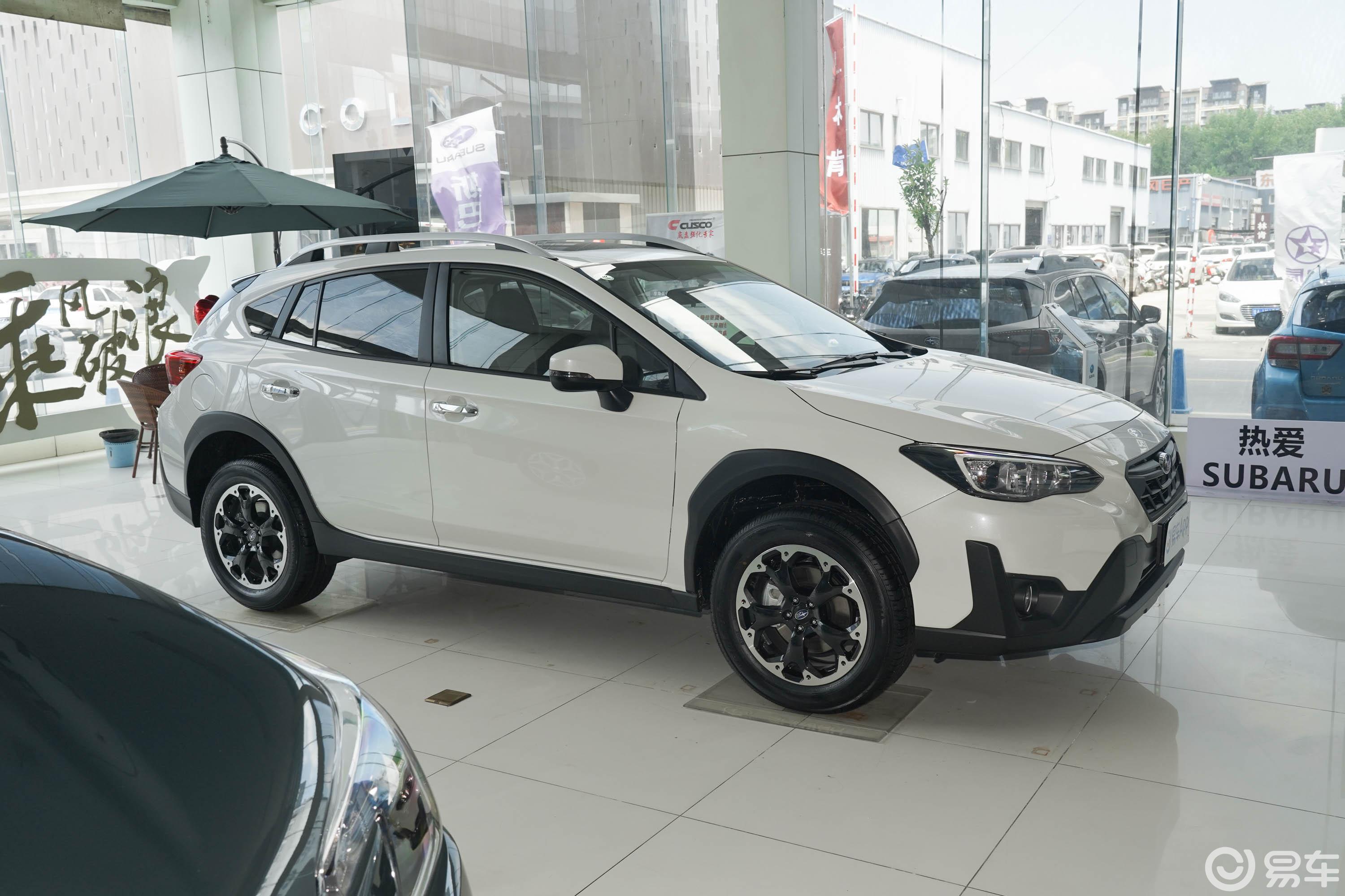 【斯巴鲁XV2.0i AWD精英版正侧车头向右水平图片-汽车图片大全】-易车