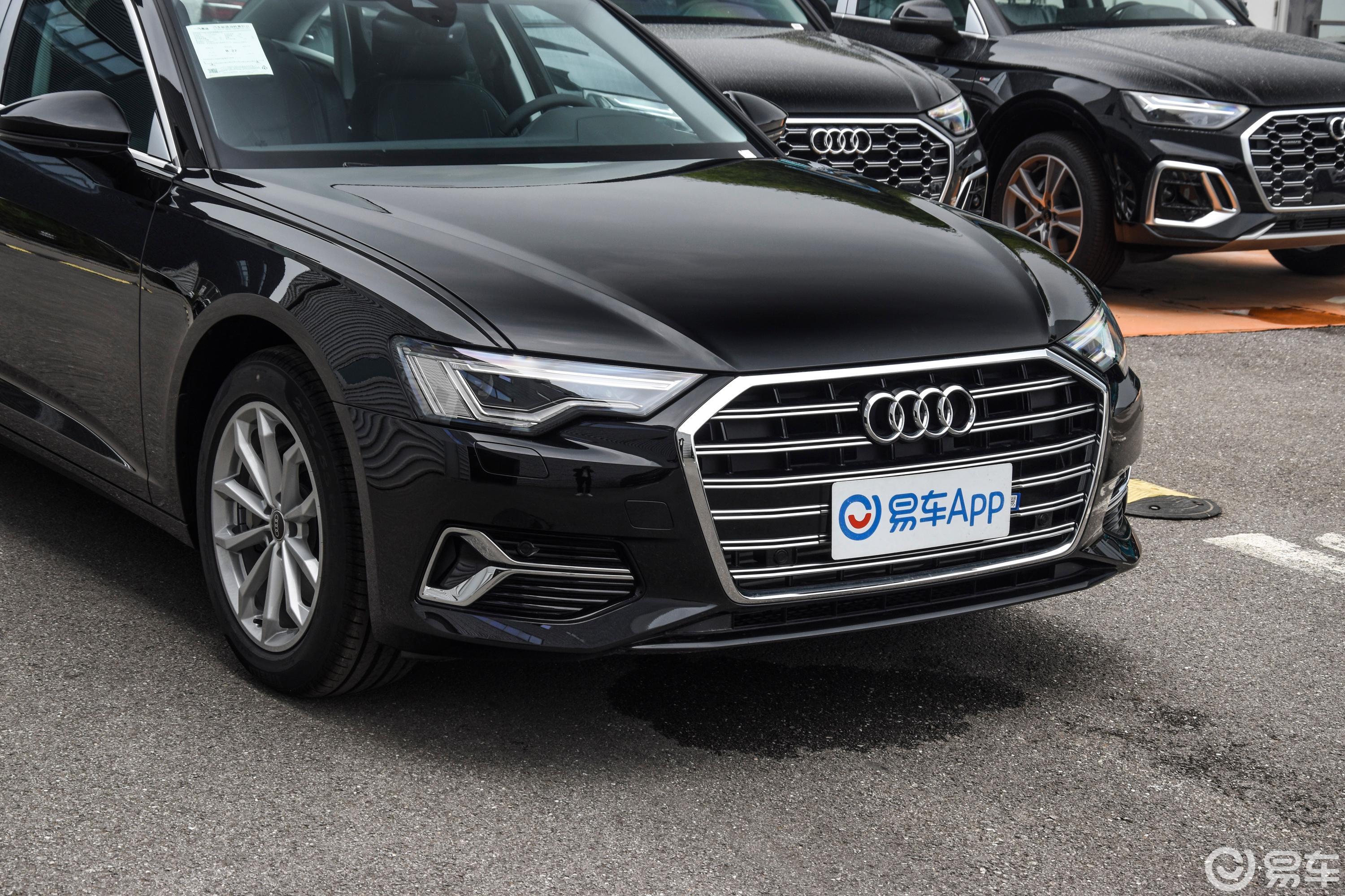 【奥迪A6L40 TFSI 豪华致雅型前格栅侧俯拍图片-汽车图片大全】-易车
