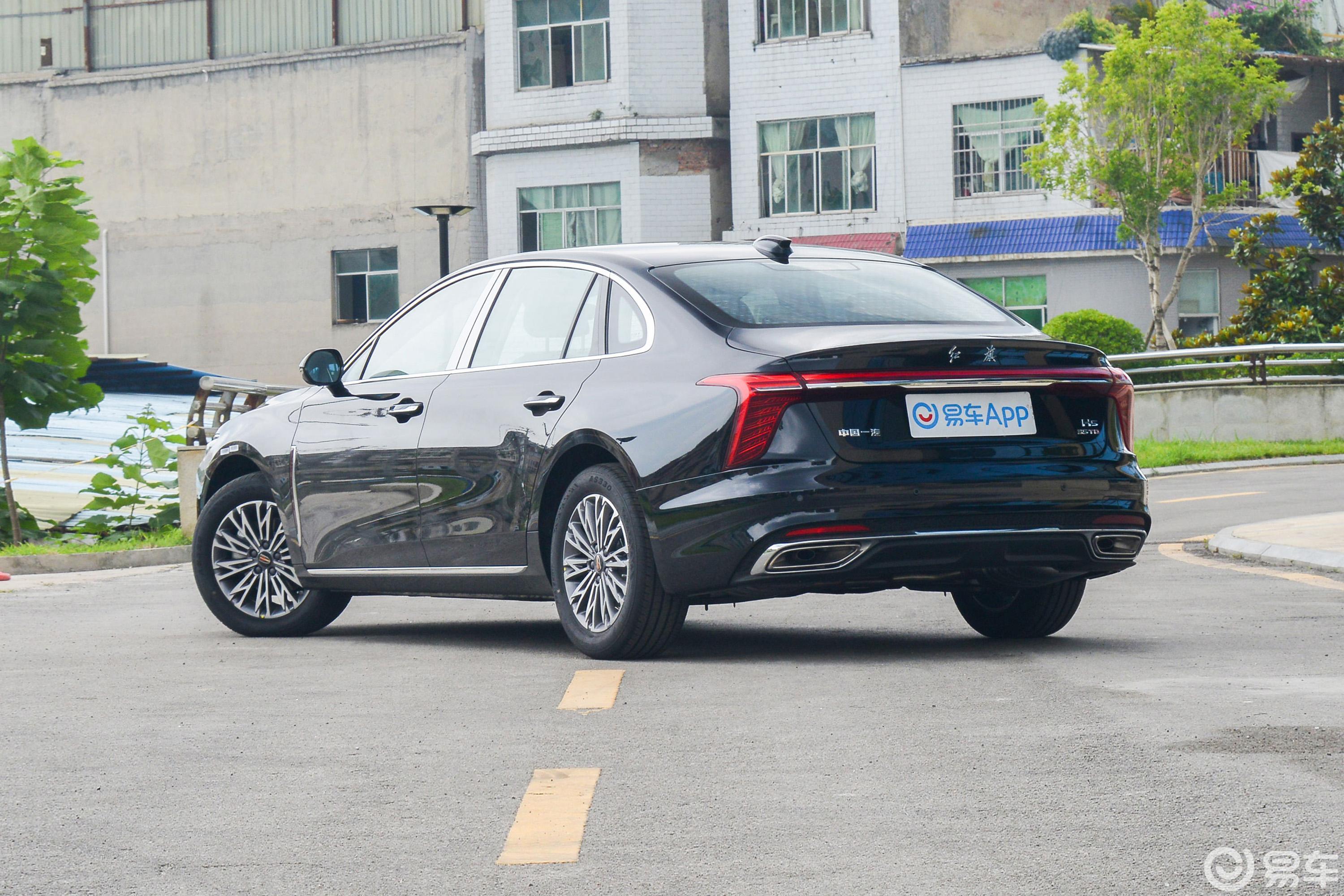 【红旗H51.5T 双离合旗悦版侧后45度车头向左水平图片-汽车图片大全】-易车