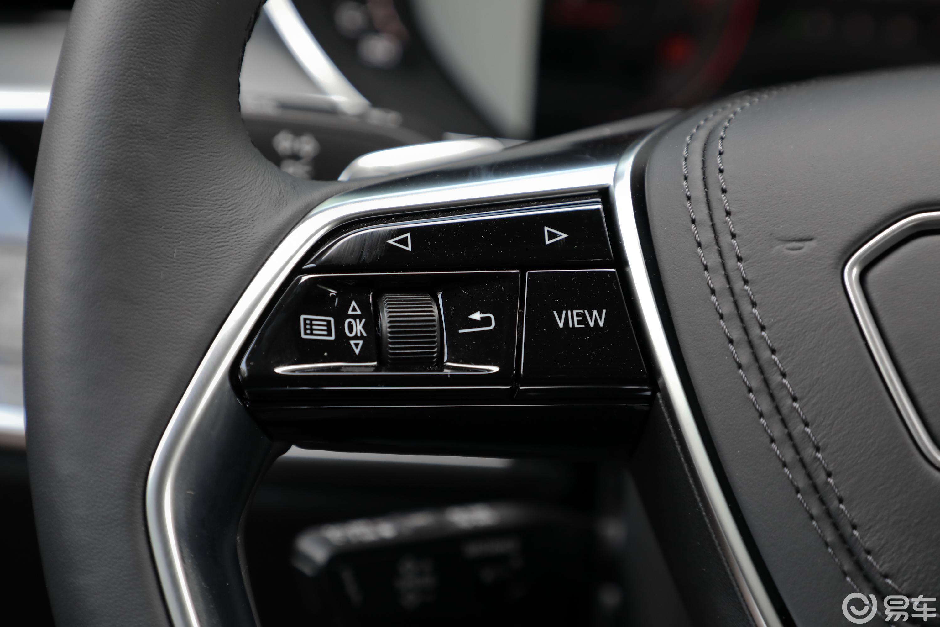 【奥迪A8改款 A8L 55 TFSI quattro 旗舰型左侧方向盘功能按键图片-汽车图片大全】-易车