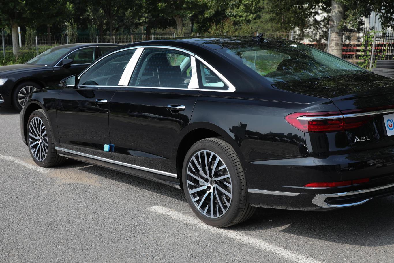 【奥迪A8改款 A8L 55 TFSI quattro 旗舰型外观细节图片-汽车图片大全】-易车