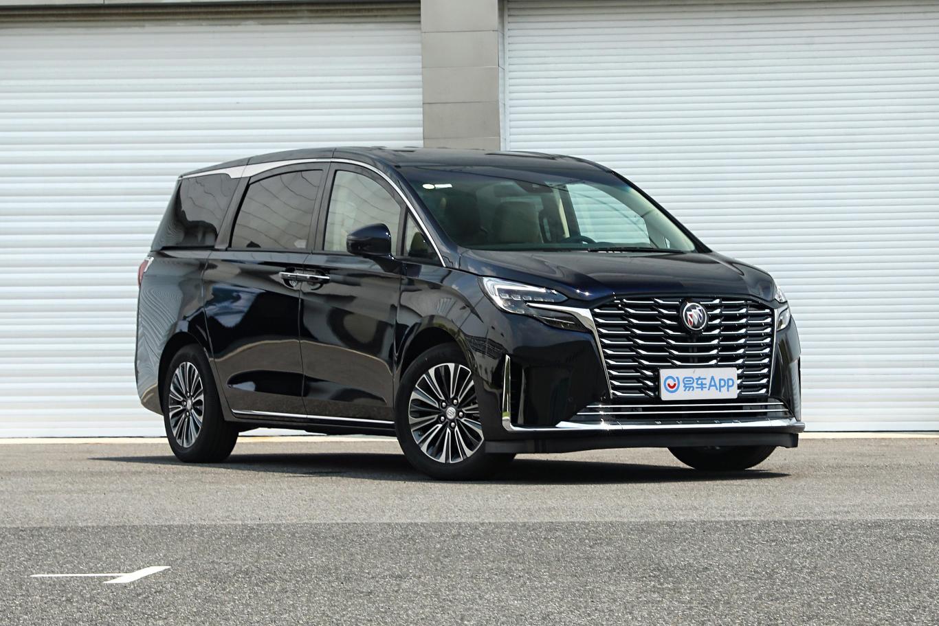 【别克GL8改款 ES陆尊 2.0T 智慧旗舰型 7座侧前45度车头向右水平图片-汽车图片大全】-易车