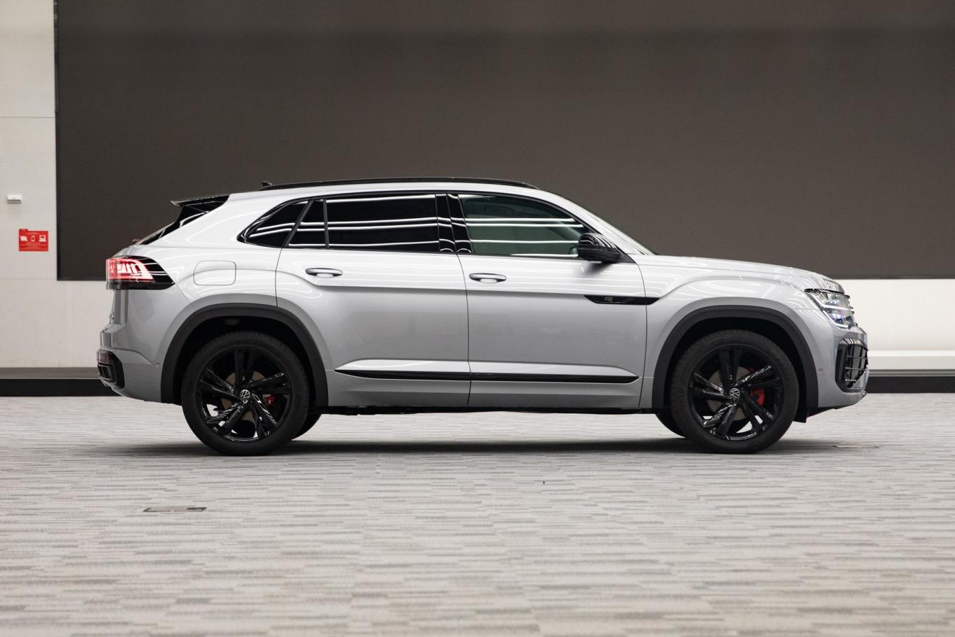 【途昂X380TSI 四驱尊崇旗舰版正侧车头向右水平图片-汽车图片大全】-易车