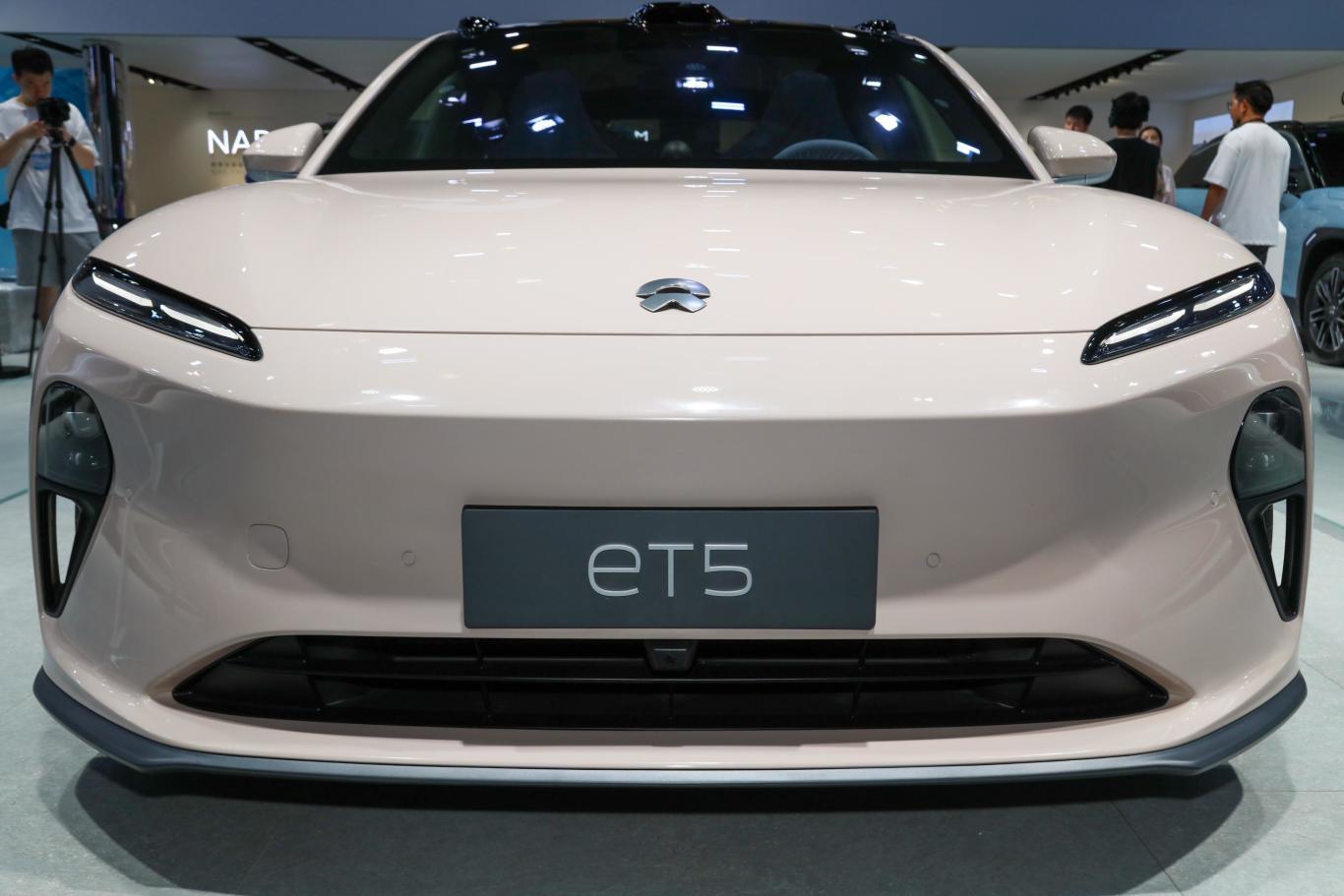 【蔚来ET5图片-汽车图片大全】-易车