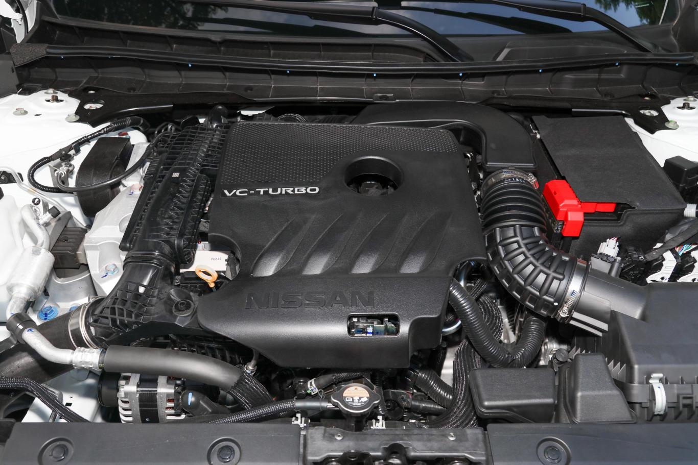 【天籁2.0T XV 尊享版发动机特写图片-汽车图片大全】-易车